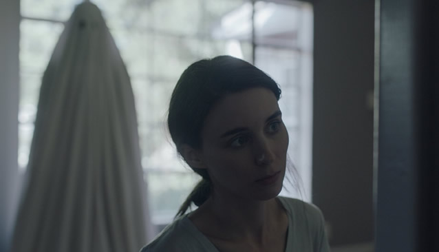 A Ghost Story - Plugged In