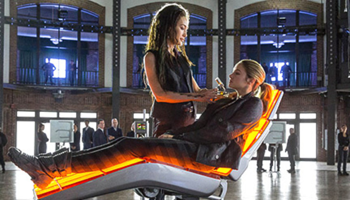 Tris Dauntless Stills