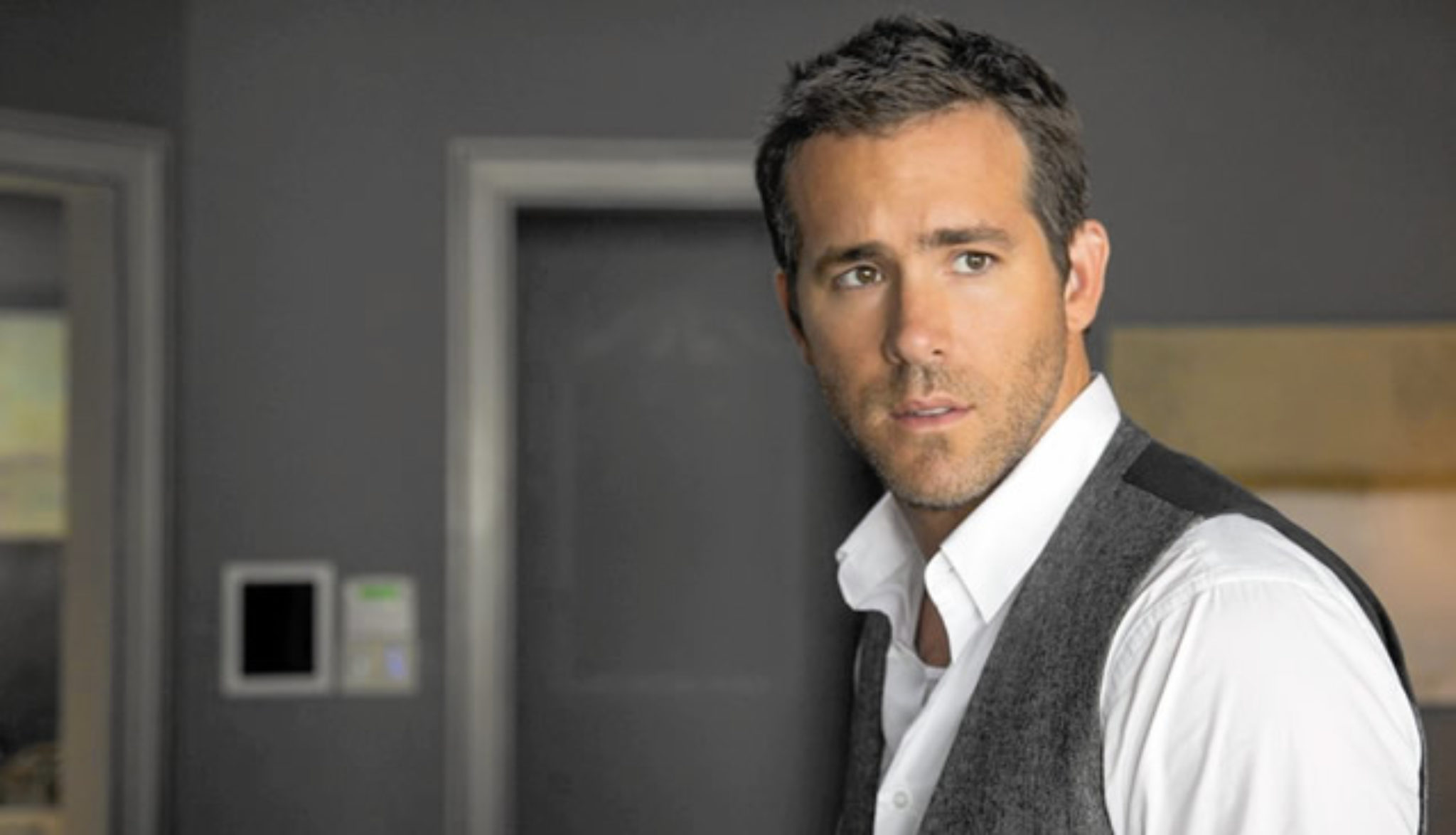 Self/less - Plugged In