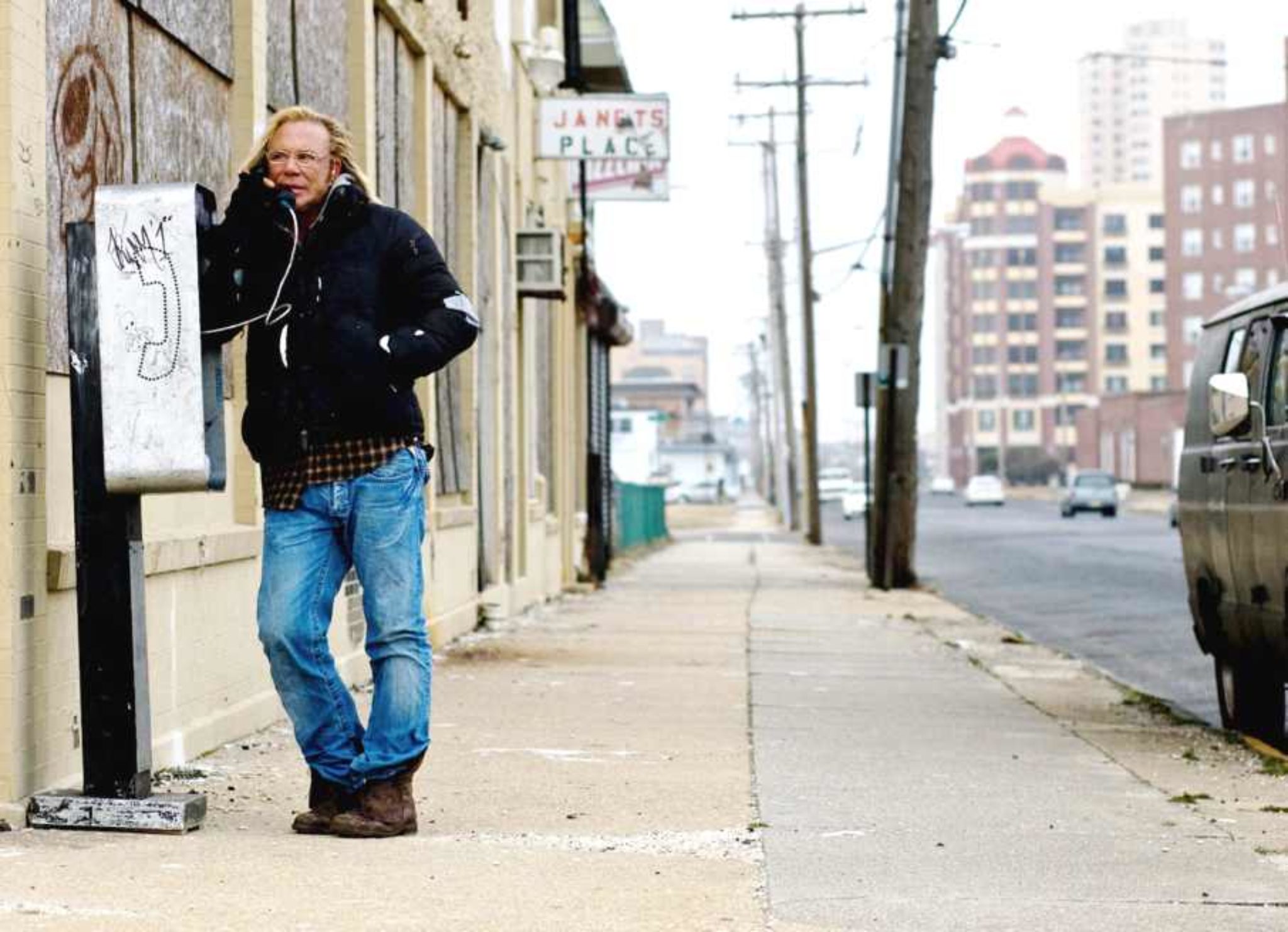 The Wrestler - Plugged In