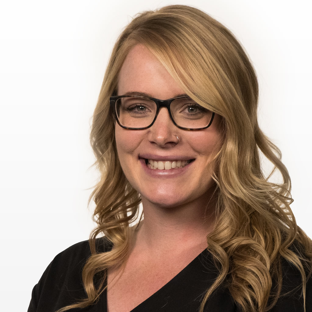 Saturday Morning All Star Hits! - Plugged In