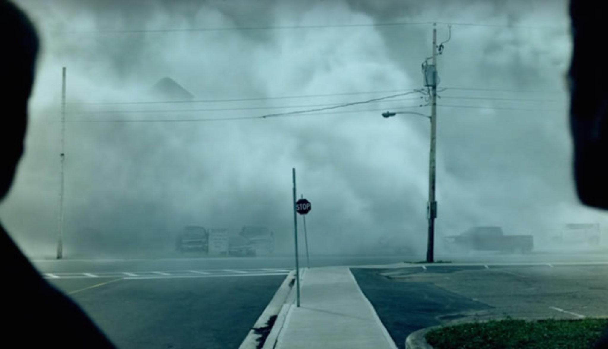 The Mist - Plugged In