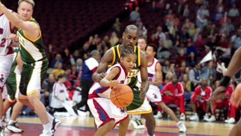 Like Mike - Plugged In