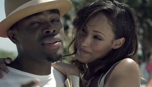 "Cheerleader (Felix Jaehn Remix)" - Plugged In