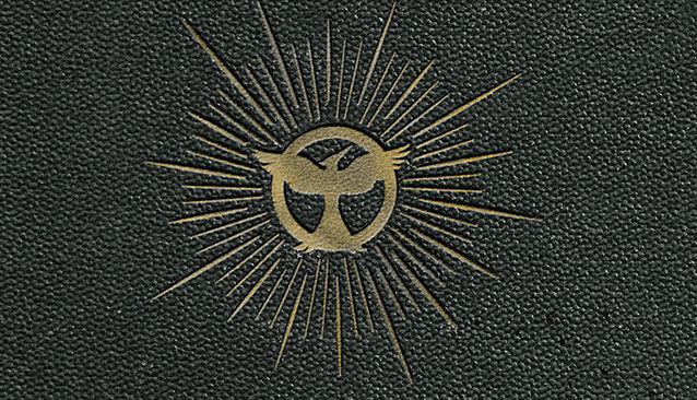 "Yellow Flicker Beat" - Plugged In