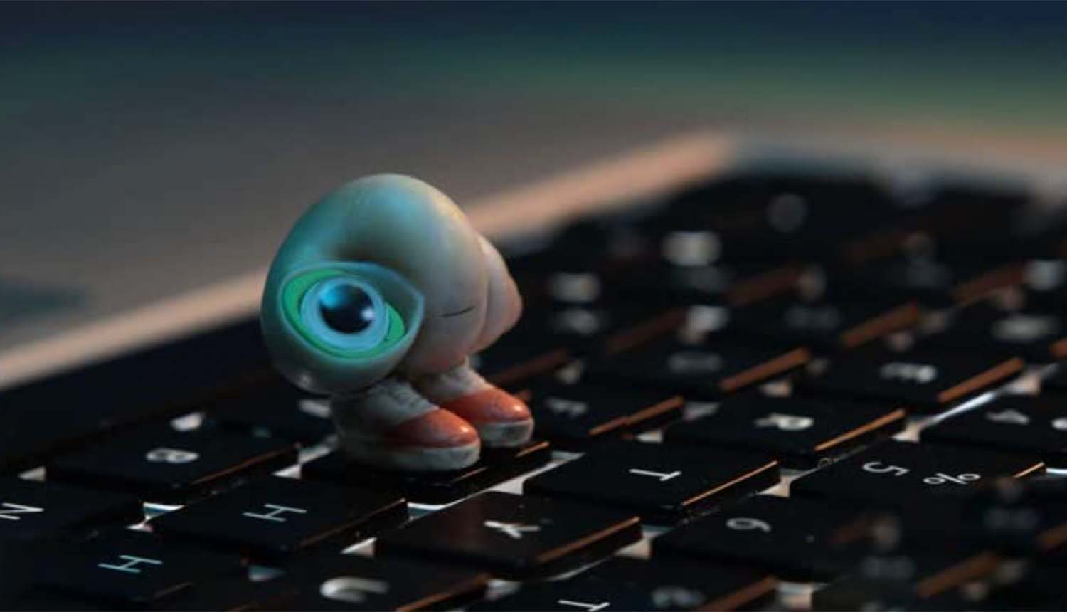 Marcel the Shell With Shoes On - Plugged In