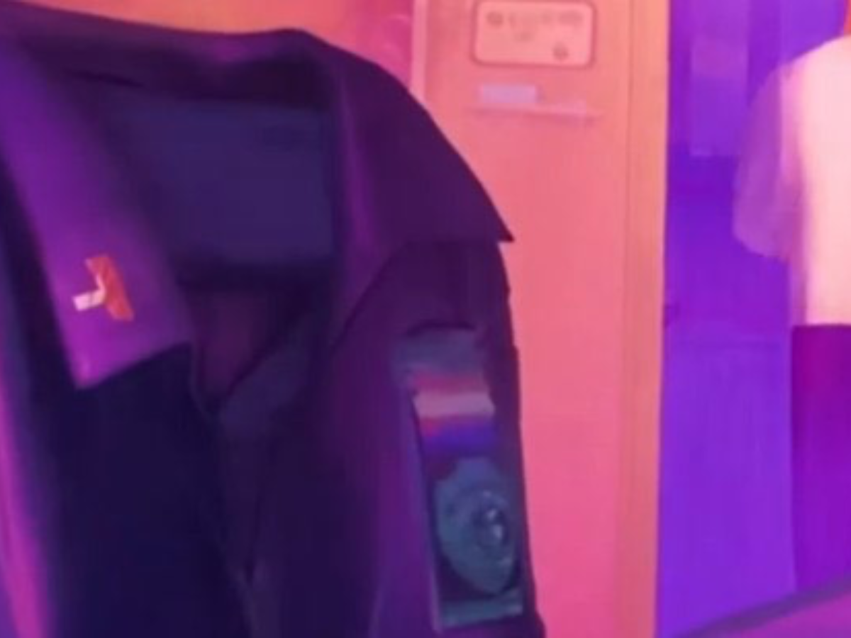 Spider-Man: Across the Spider-Verse - Fans believe Gwen Stacy may be ...