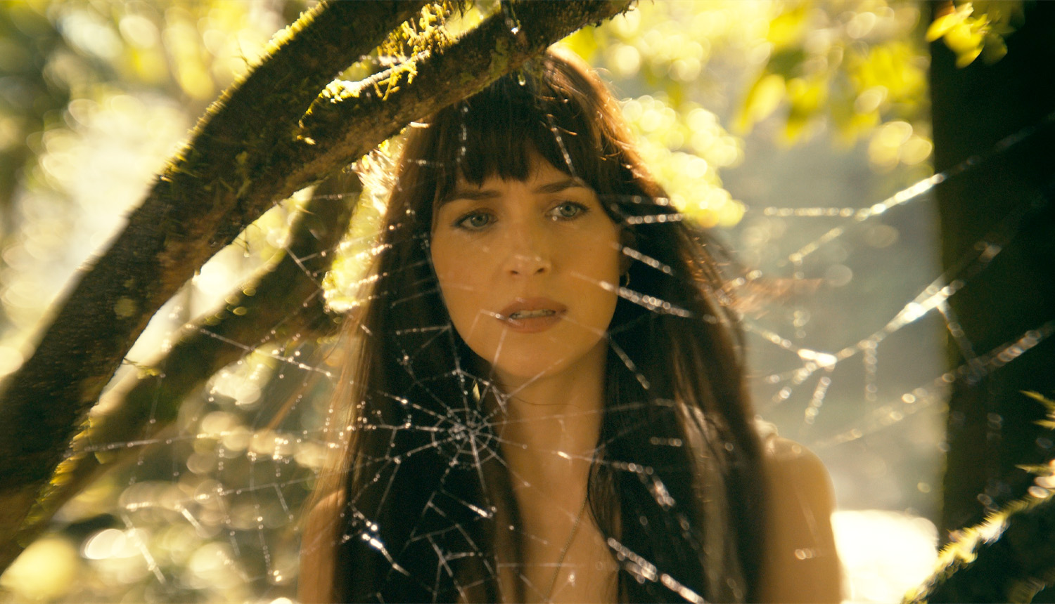 Madame Web - Plugged In