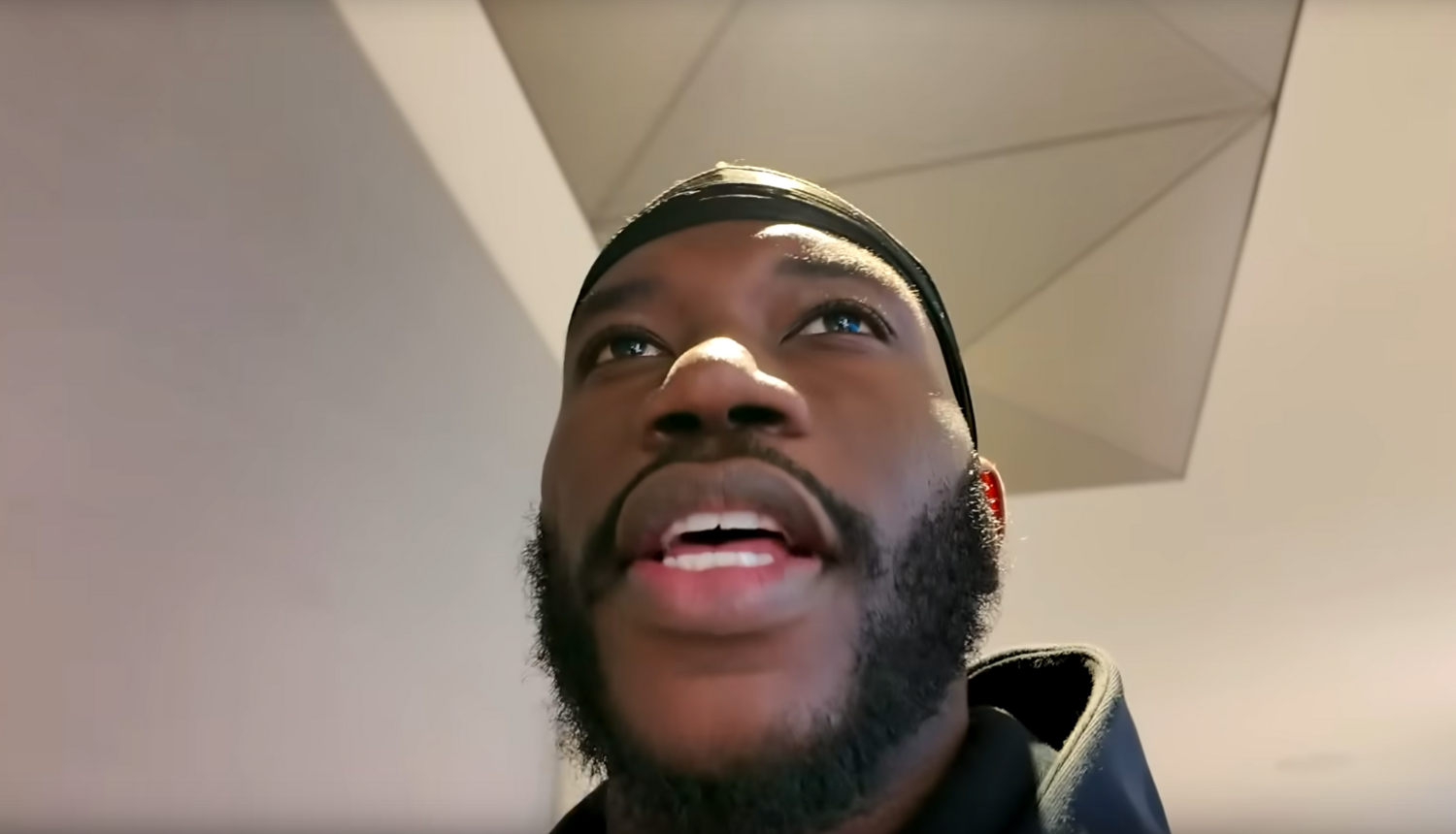 Harry Pinero - Plugged In