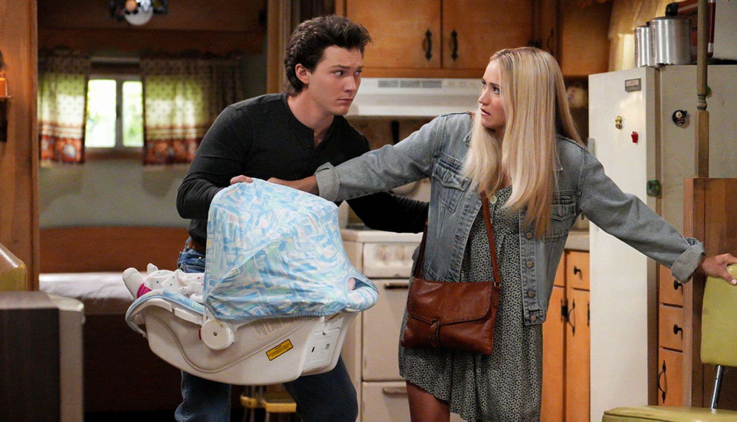 Georgie & Mandy’s First Marriage - Plugged In Review