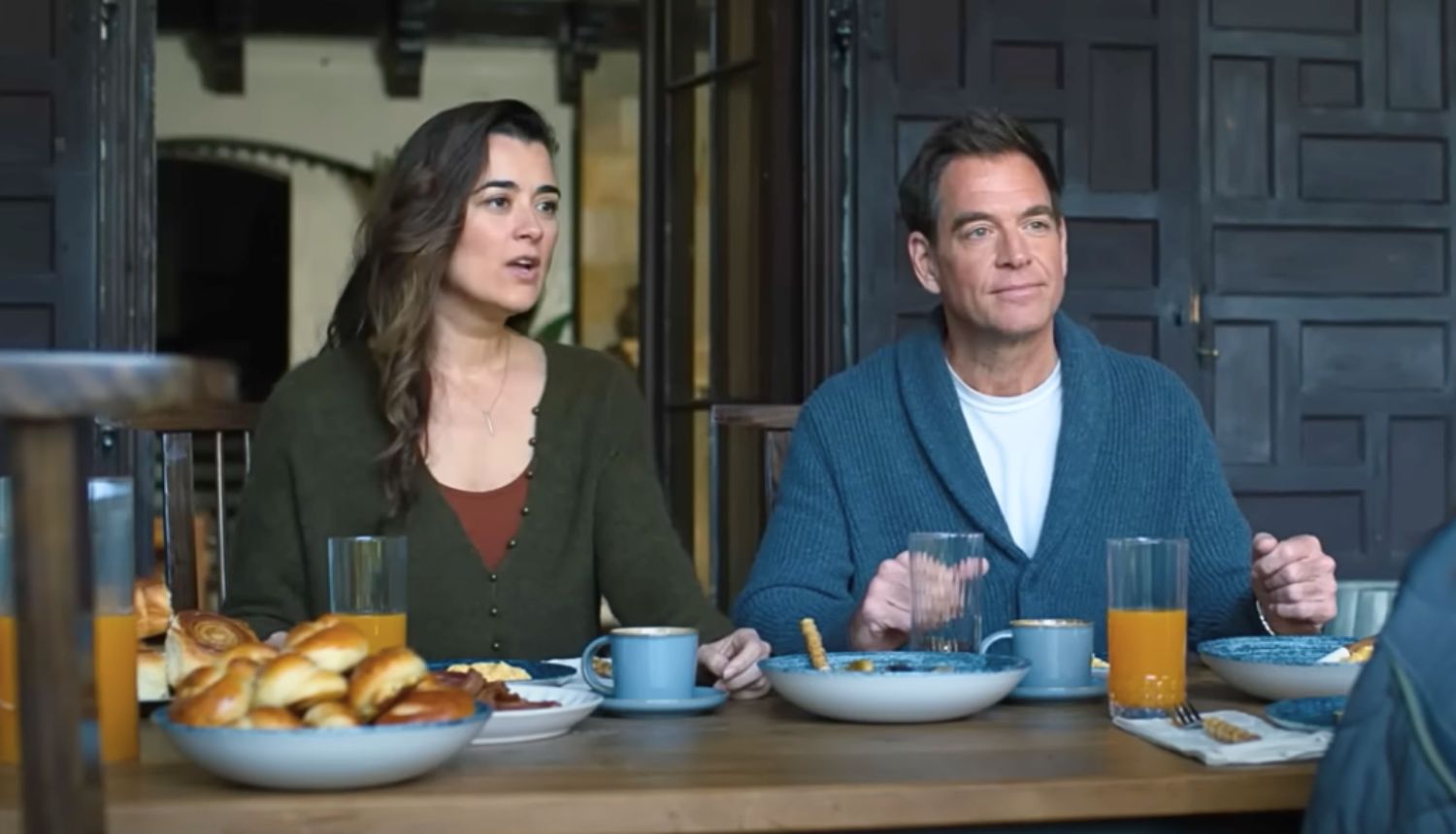 NCIS: Tony & Ziva - Plugged In